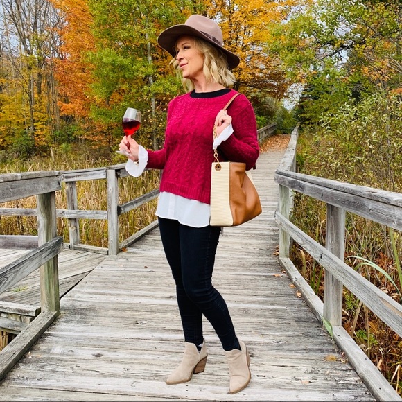 Elle | Sweaters | Cranberry Sweater With Ruffle Sleeves | Poshmark